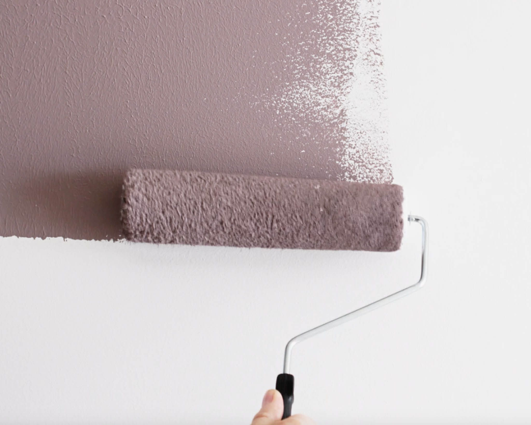 How to paint a two-tone wall in 6 simple steps