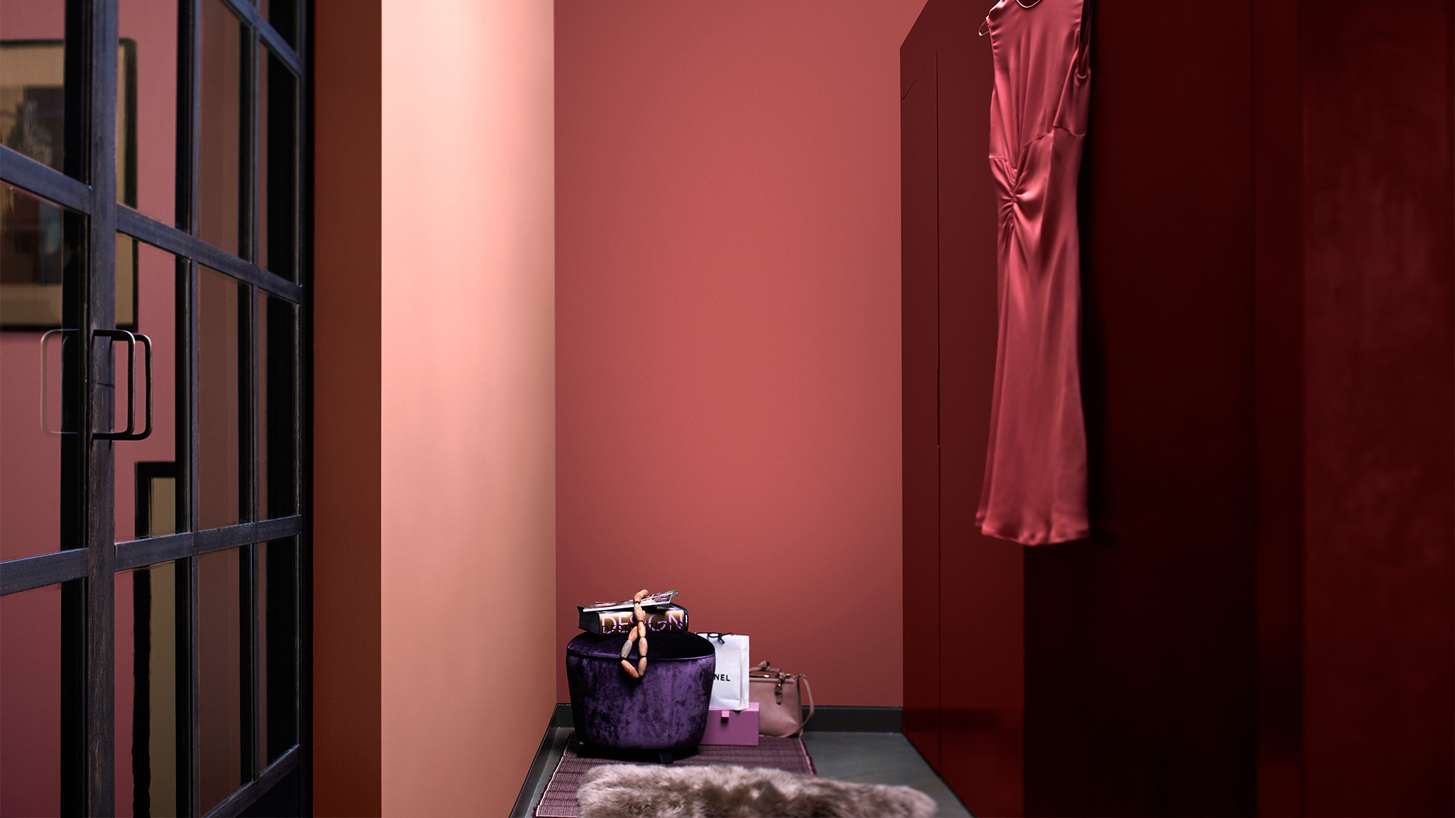 Think pink for a stylish dressing room